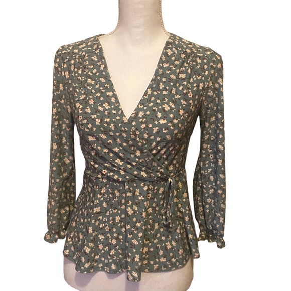 Monteau | Tops | Green Floral Monteau Wrap Top | Poshmark